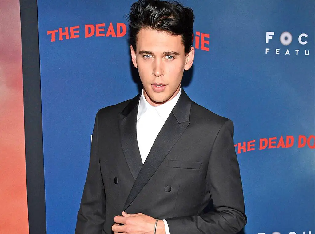 Austin Butler Cast As Elvis In Baz Luhrmann's Untitled Biopic - Full ...