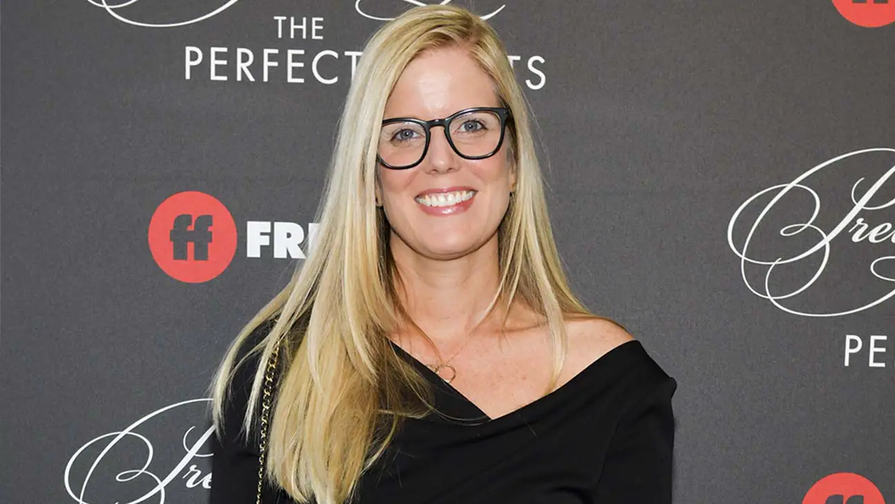 'Dead To Me' Director Elizabeth Allen Rosenbaum To Helm Disney's ...